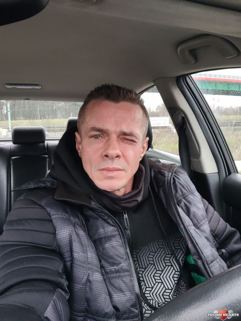 Handsome Polish man: user: Easy13, 44 years old